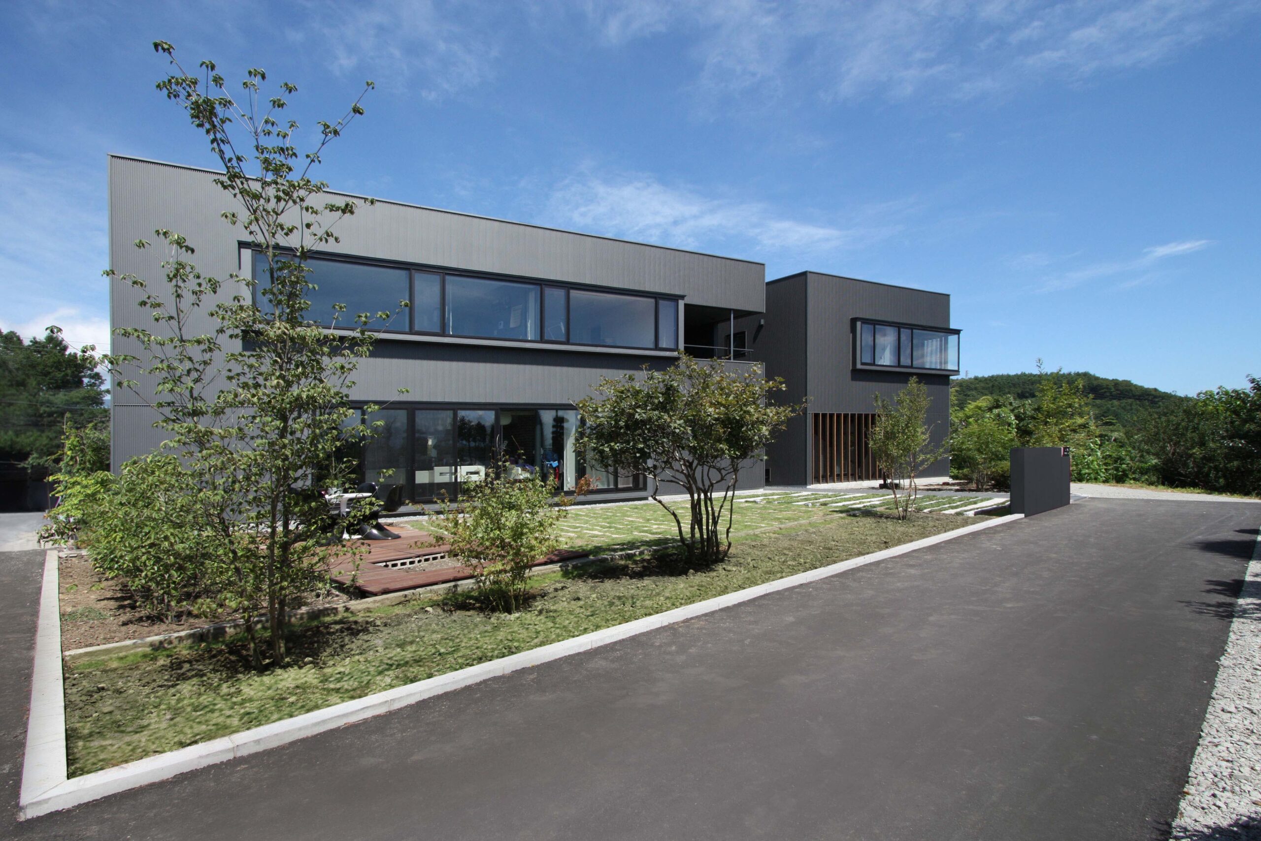 INA HOUSE | G+ | Global Awards Community